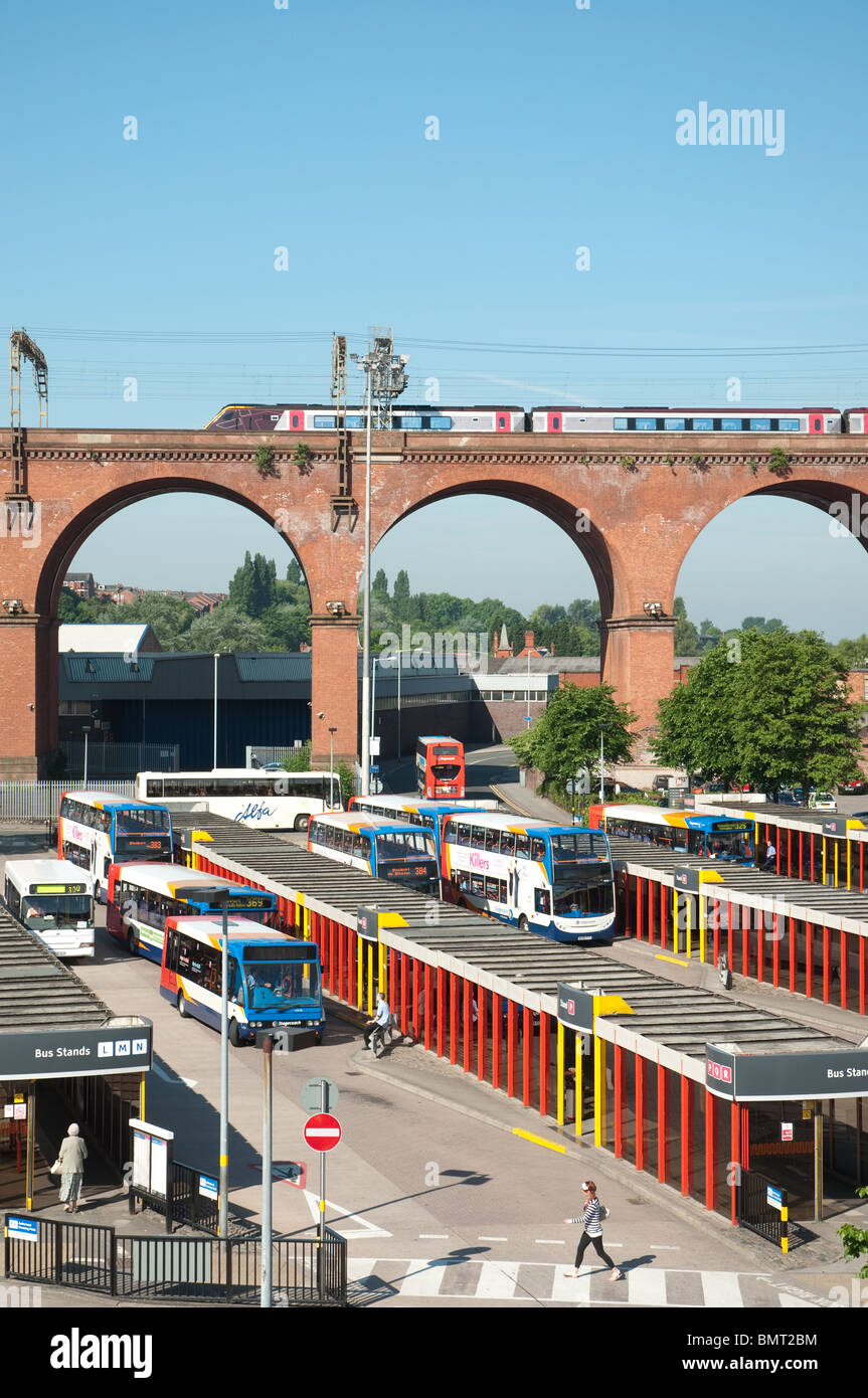 Stockport railway station hi-res stock photography and images - Alamy