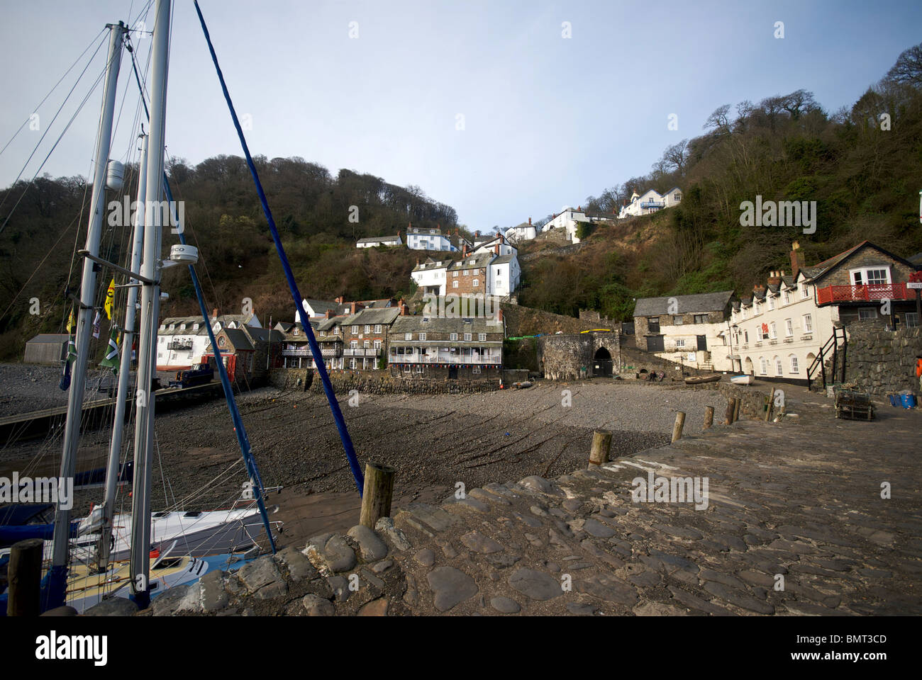 Clovelly Devon UK Harbor Harbour Red Lion Hotel Quay Stock Photo - Alamy