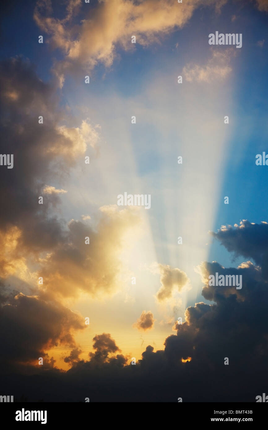 Rays Of Light Shining Through The Clouds Stock Photo - Alamy