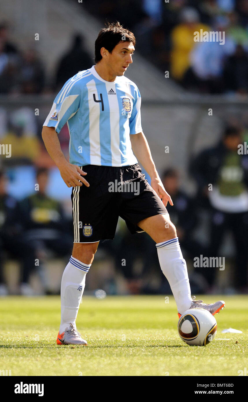 Nicolas burdisso argentina hi-res stock photography and images - Alamy