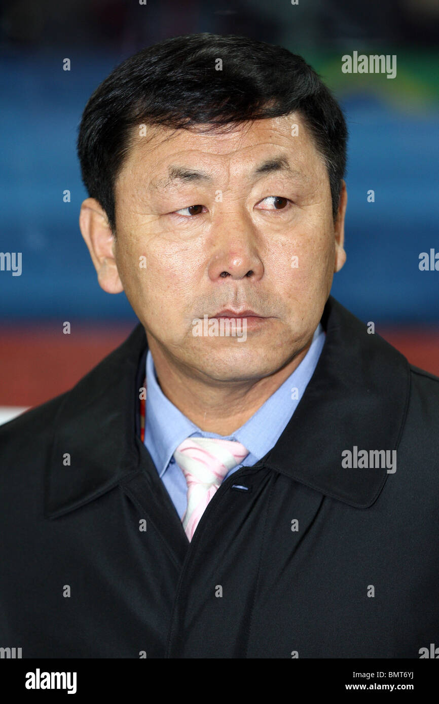KIM JONG HUN KOREA DPR COACH ELLIS PARK JOHANNESBURG SOUTH AFRICA 15 ...