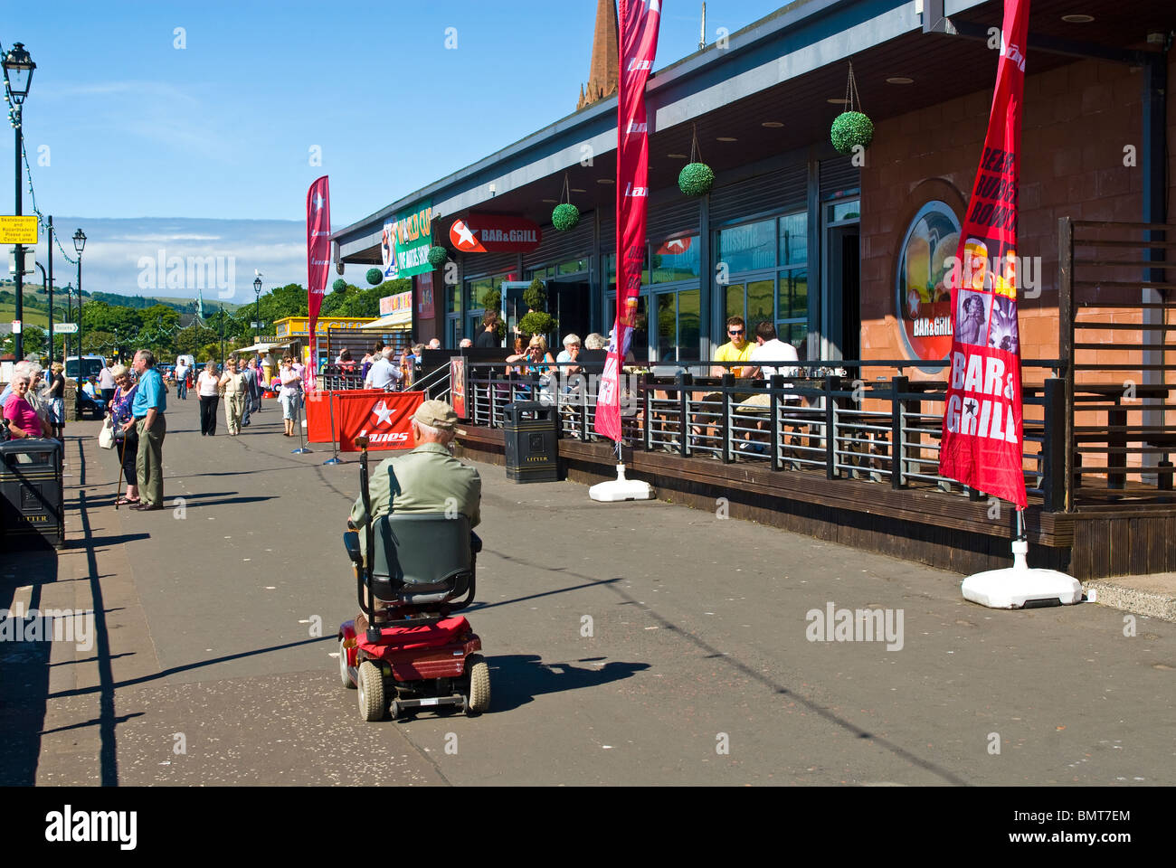 Largs promenade esplanade hi-res stock photography and images - Alamy