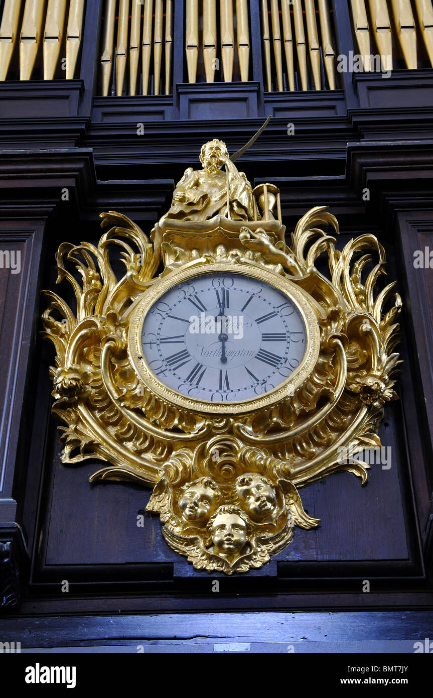 Church northampton clock hi-res stock photography and images - Alamy