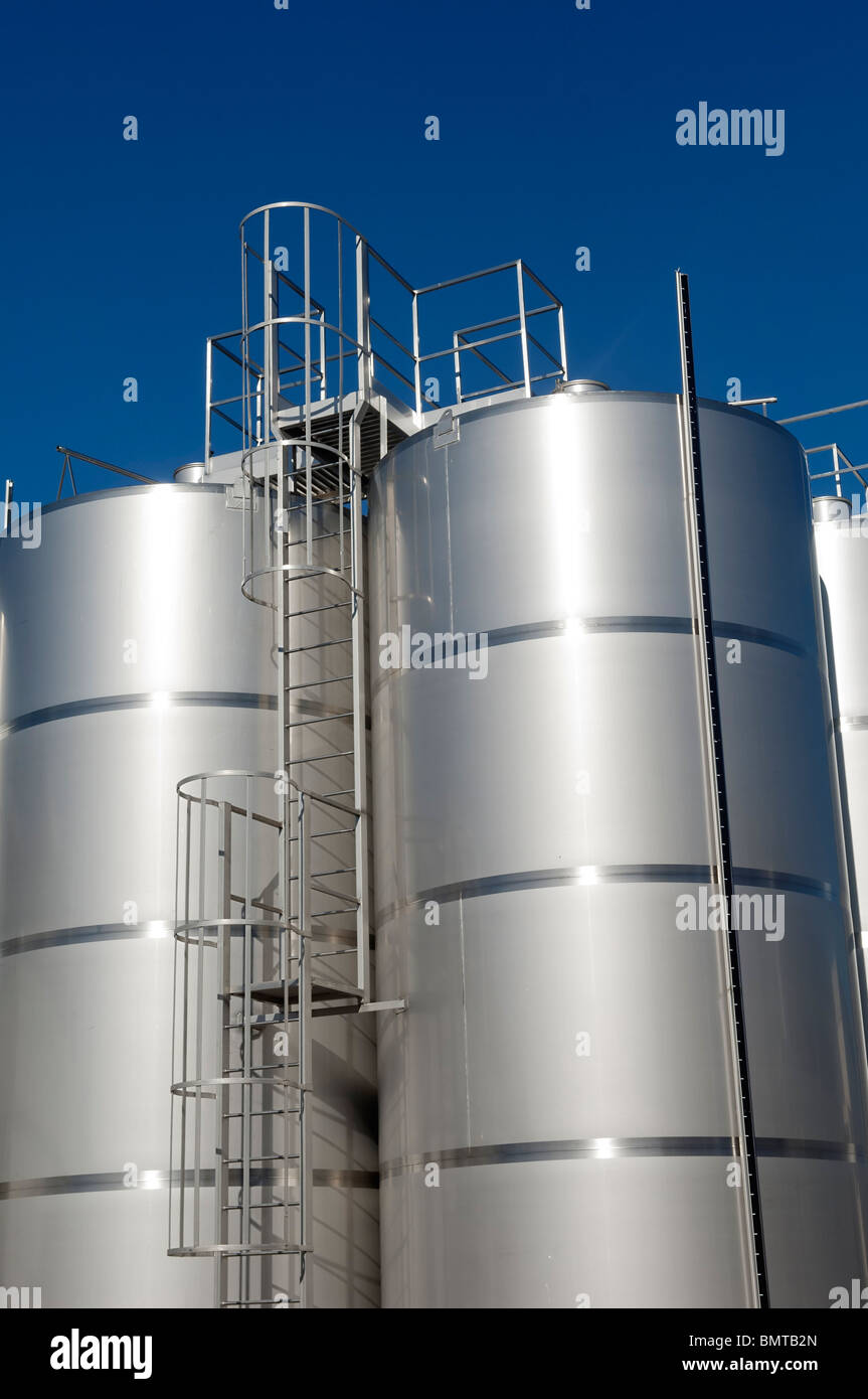Stainless steel storage tank hi-res stock photography and images - Alamy