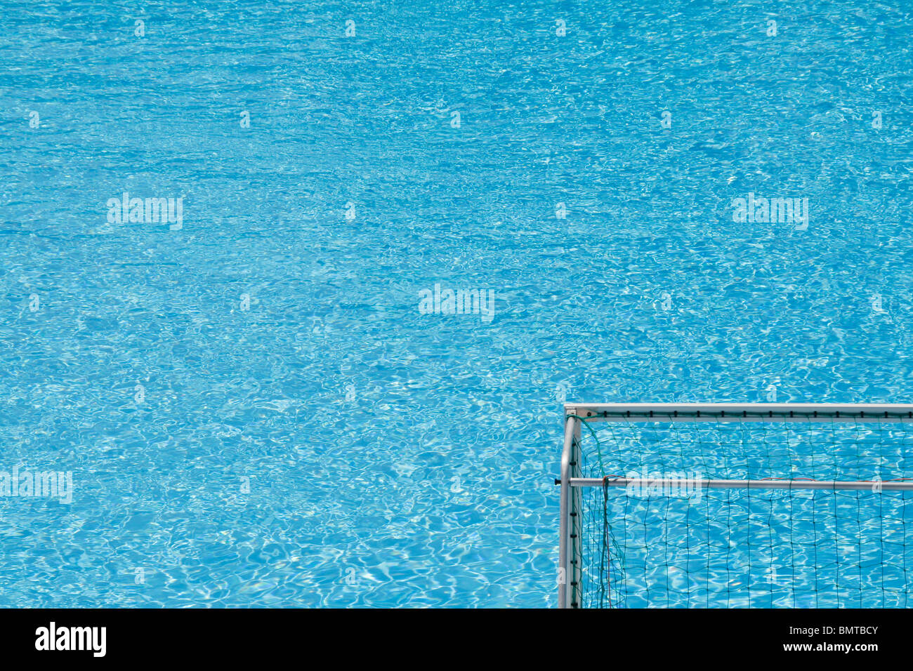 empty olympic type water polo swimming pool Stock Photo - Alamy