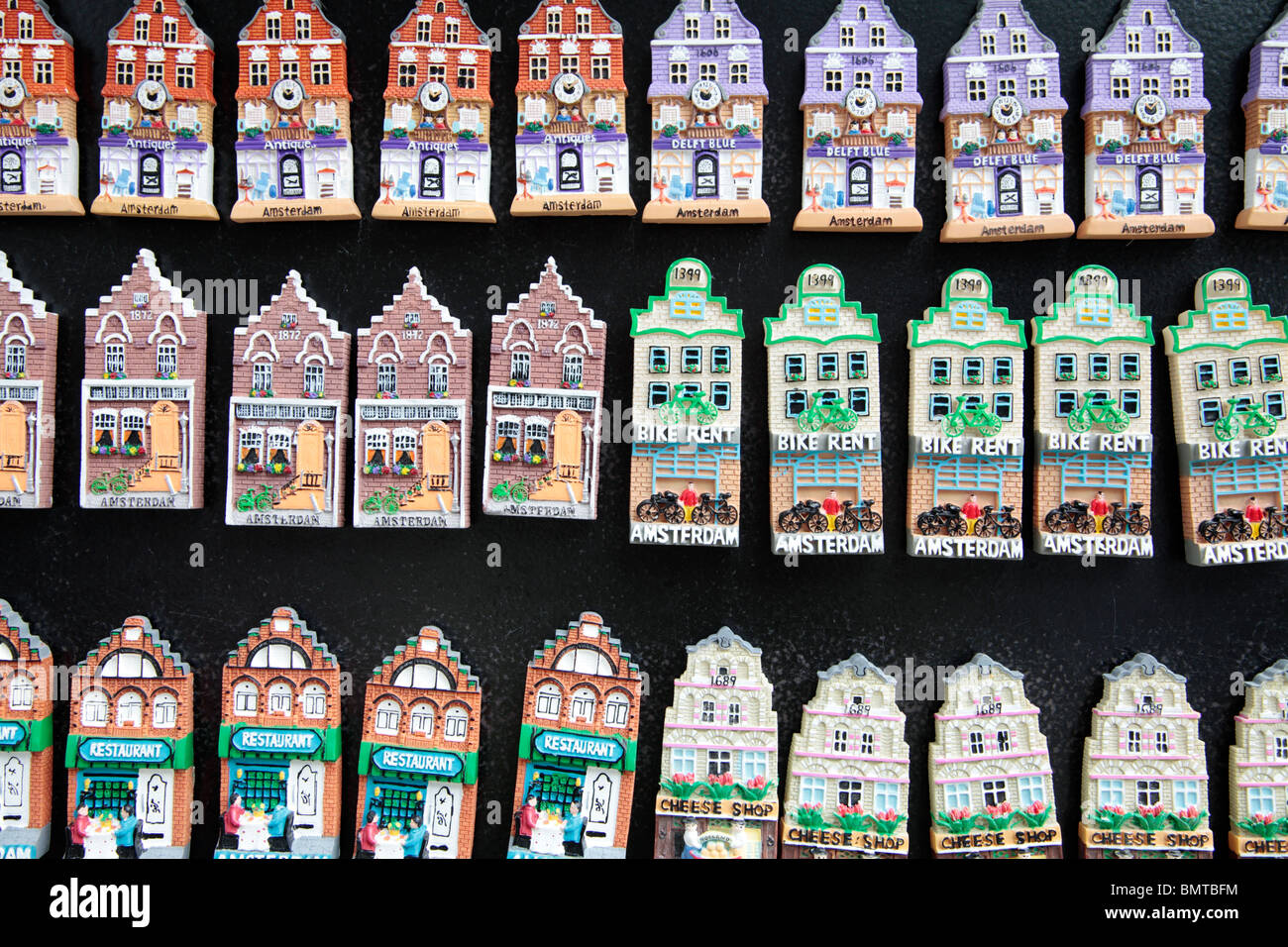 Souvenirs amsterdam houses hi-res stock photography and images - Alamy