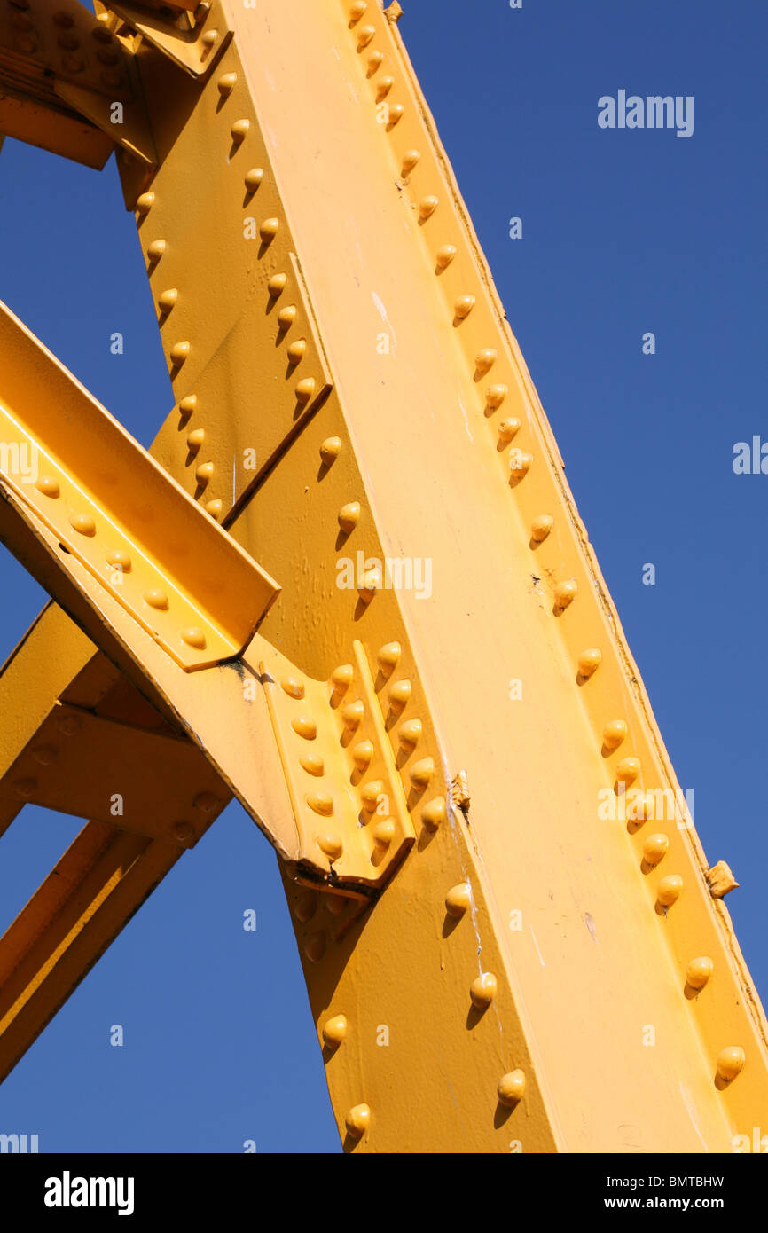 Iron girder bridge hi-res stock photography and images - Alamy