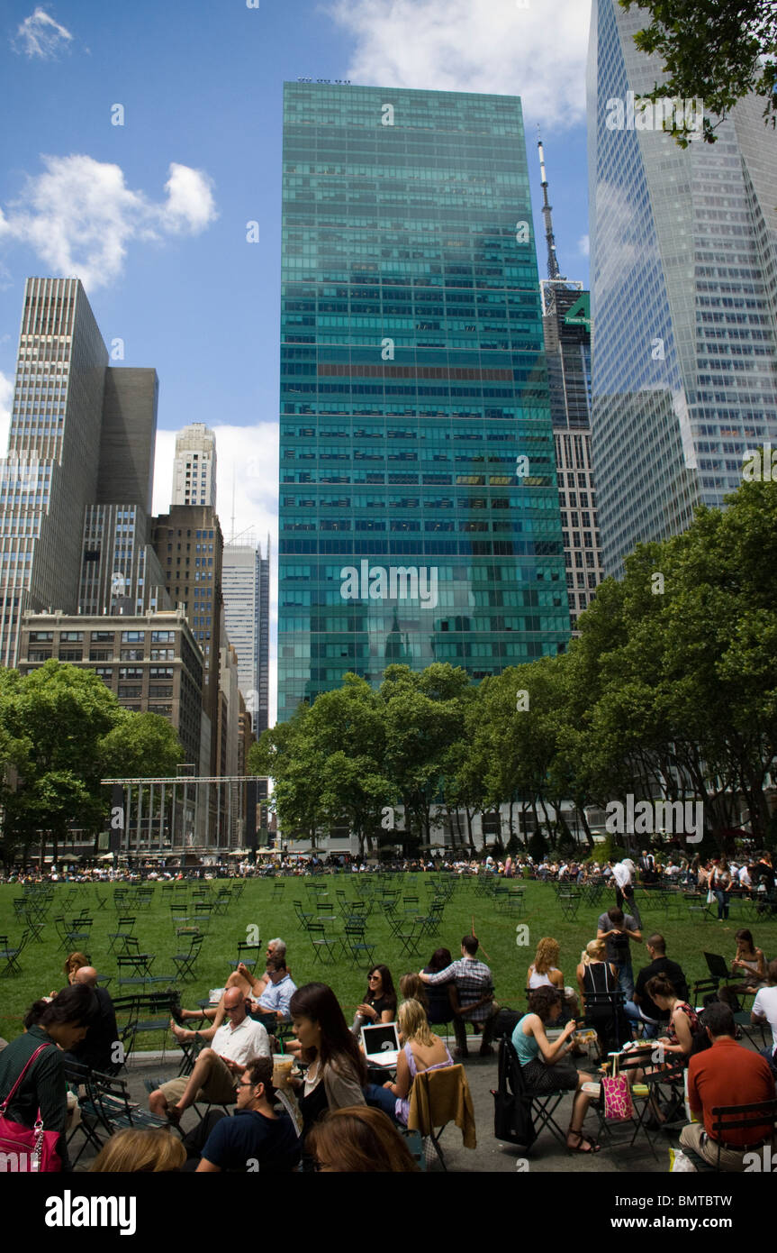 1095 avenue americas hi-res stock photography and images - Alamy