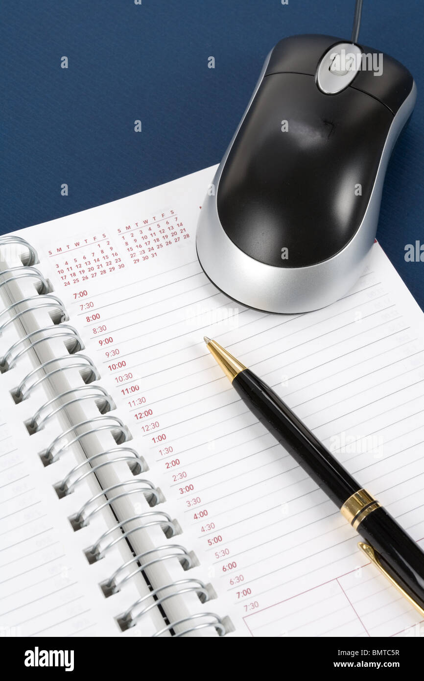 Online calendar hi-res stock photography and images - Alamy