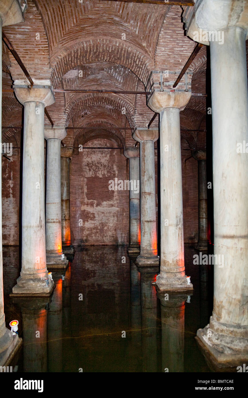 Cisterna yerebatan hi-res stock photography and images - Alamy