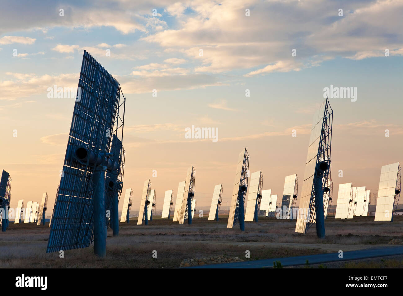 Solar Mirror High Resolution Stock Photography and Images - Alamy