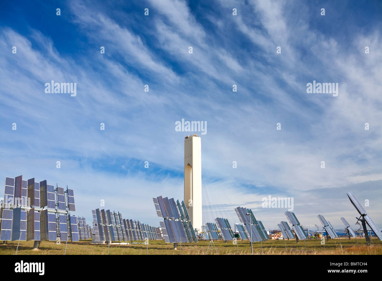 Solar tower hi-res stock photography and images - Alamy