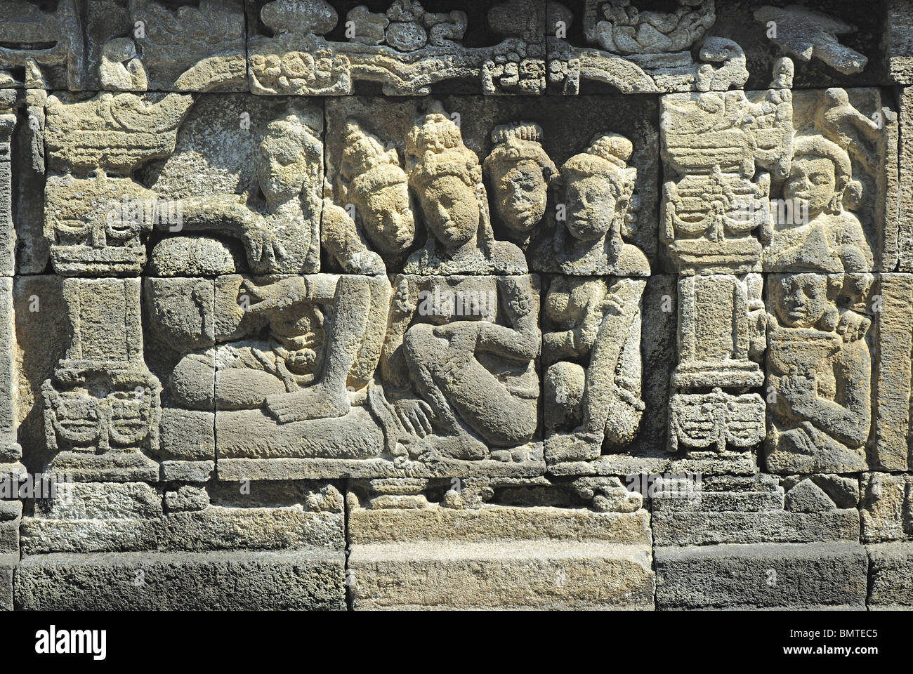 History wall hi-res stock photography and images - Alamy