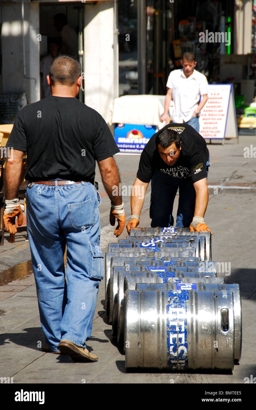 ISTANBUL, TURKEY. A delivery of Efes beer to a bar in the Bosphorus ...