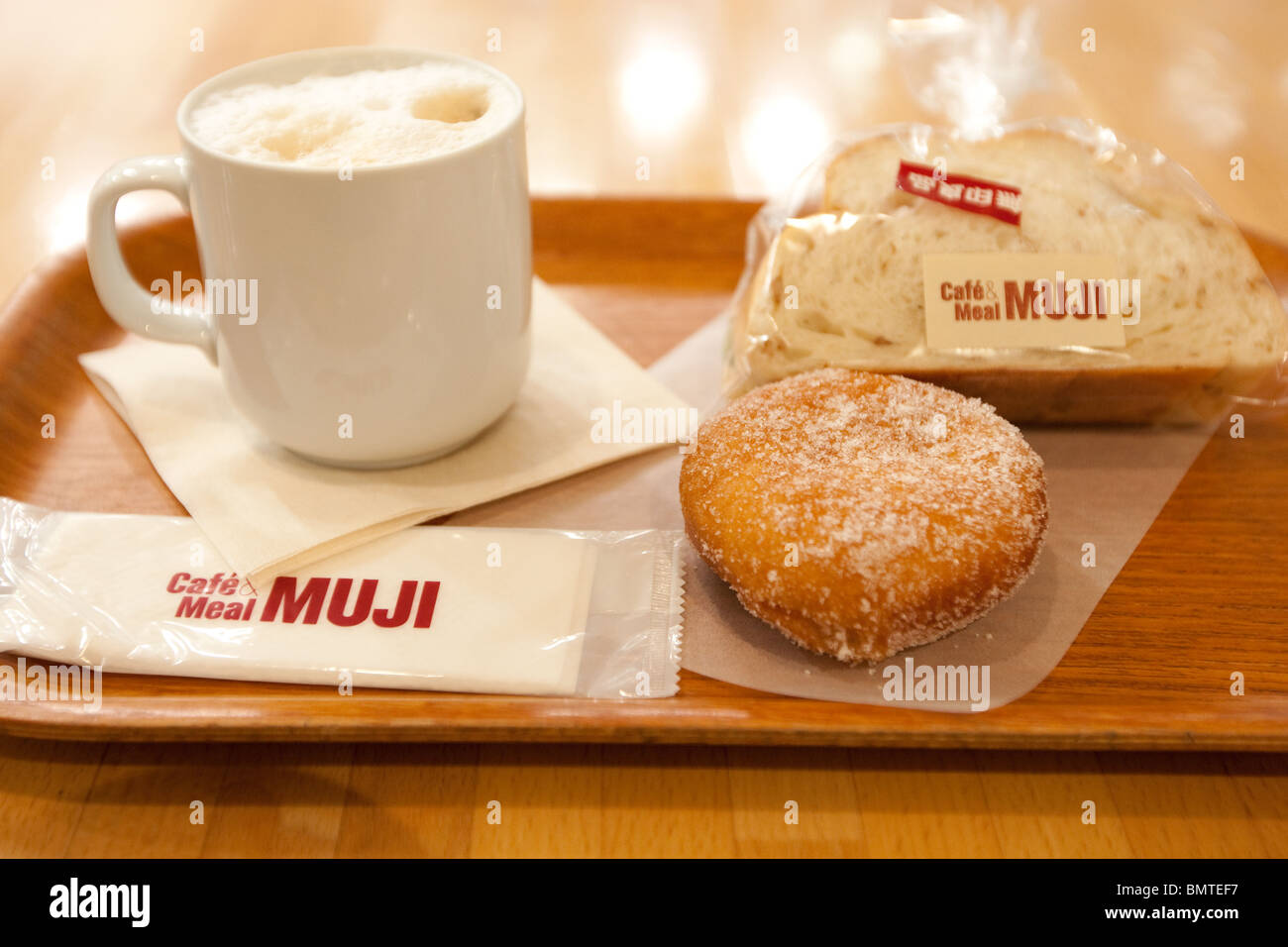 Cafe muji hi-res stock photography and images - Alamy