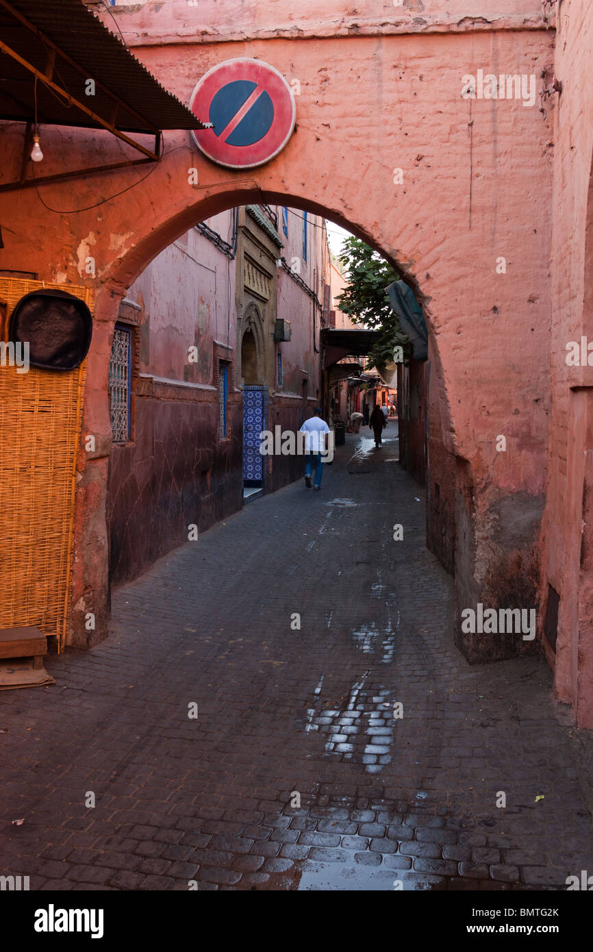 Marrakech street view hi-res stock photography and images - Alamy