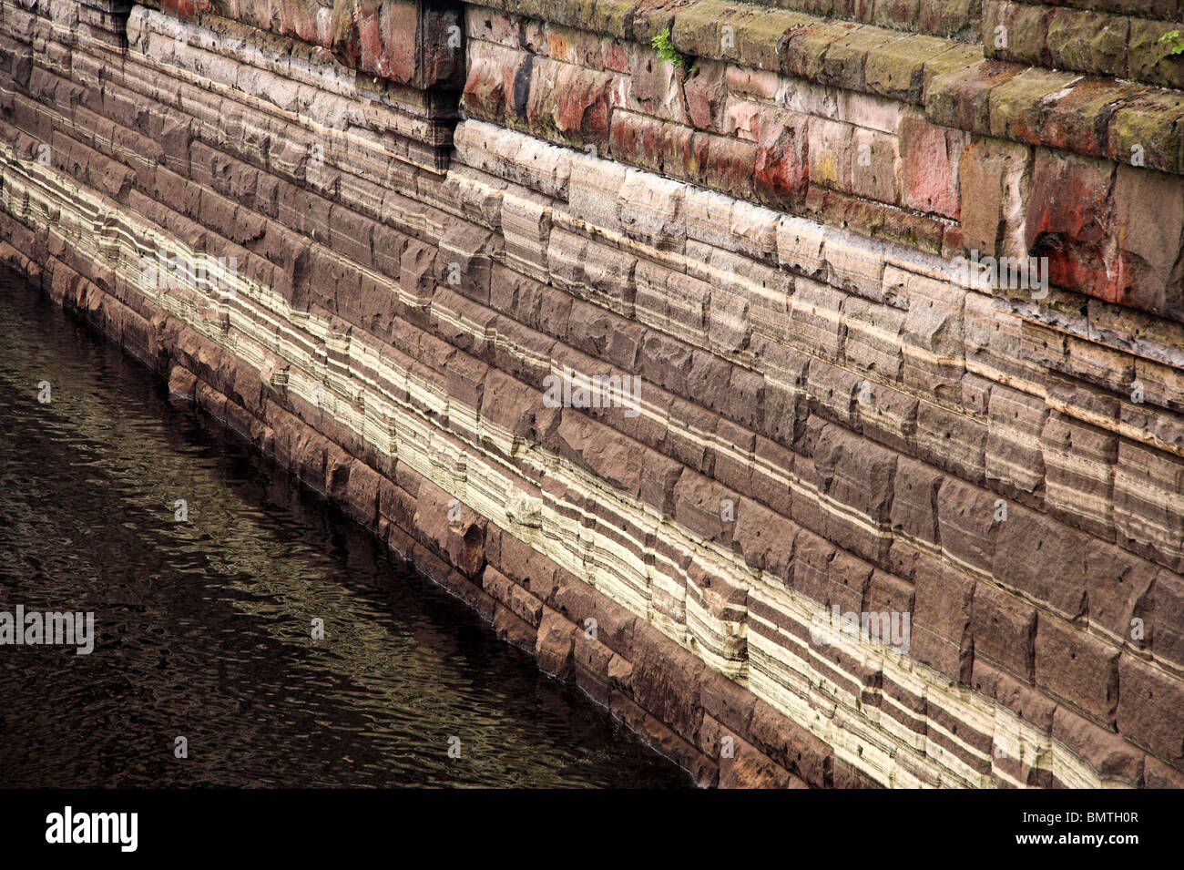 Howden Dam, Derwent Reservoir, Upper Derwent Valley, Derbyshire ...