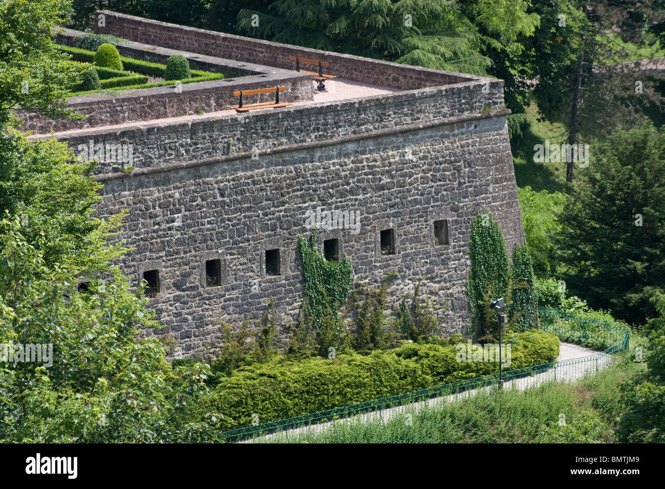 river valley trees buttress road fort citadel path Stock Photo - Alamy