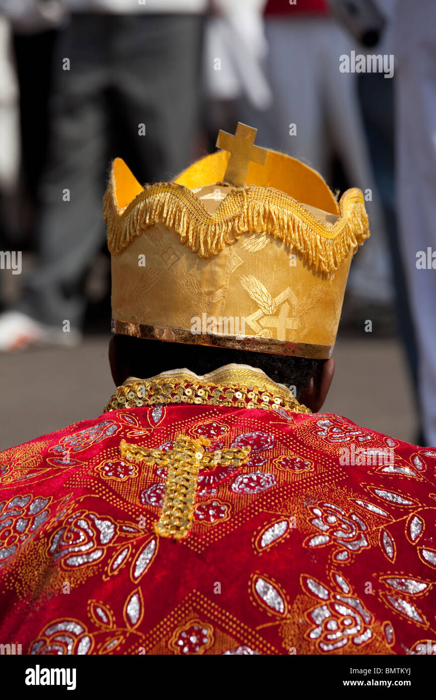 Timkat festival ark of the covenant hi-res stock photography and images ...