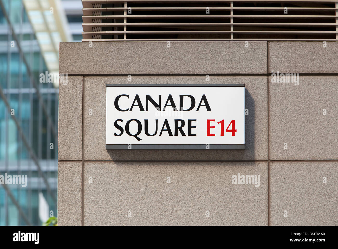 Square sign hi-res stock photography and images - Alamy