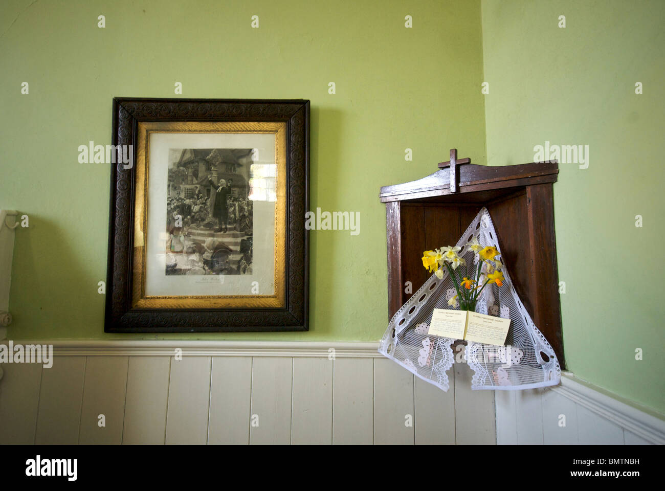 Clovelly Devon UK Church Interior Stock Photo - Alamy
