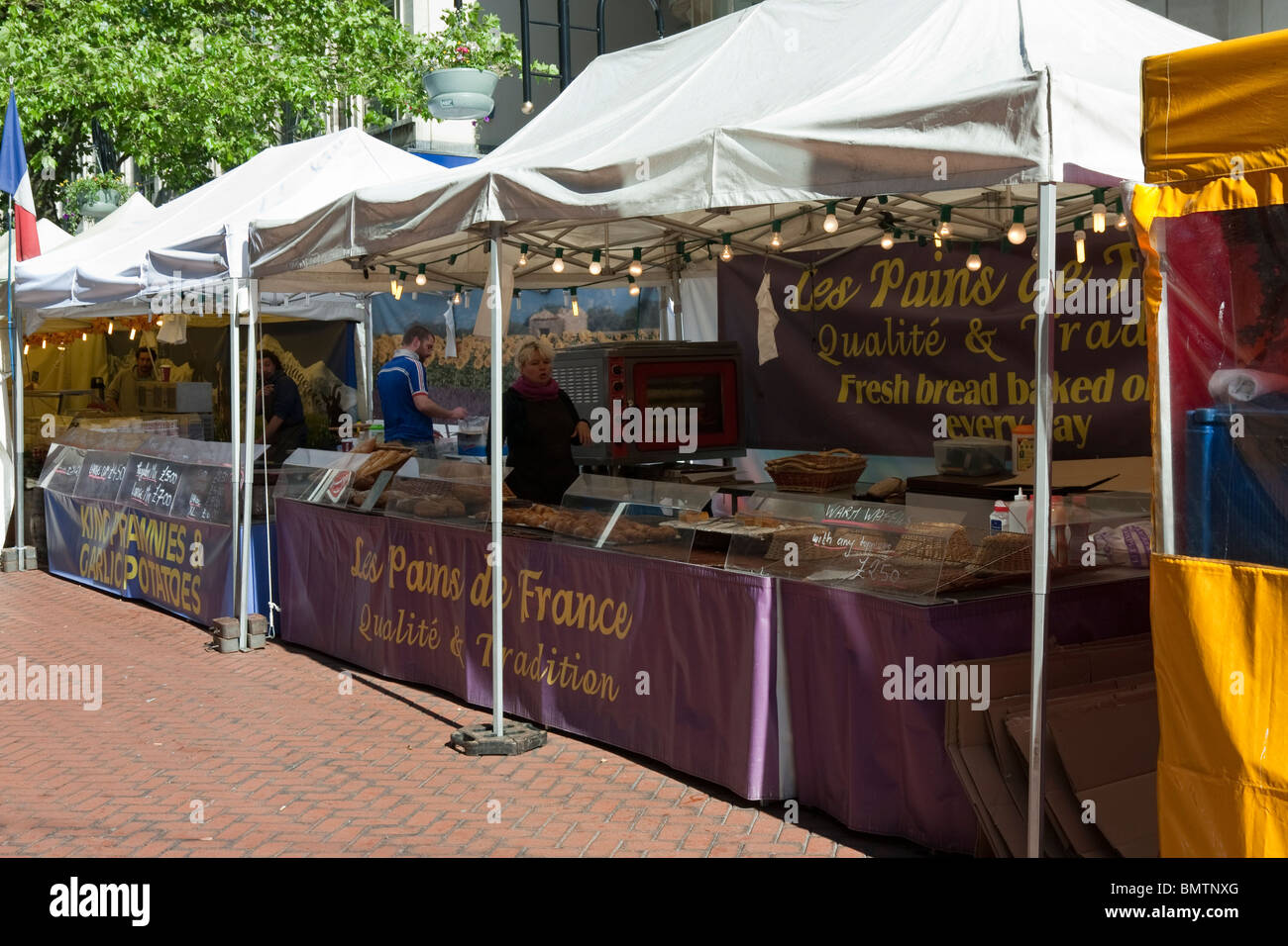 French market stall in birmingham hi-res stock photography and images ...