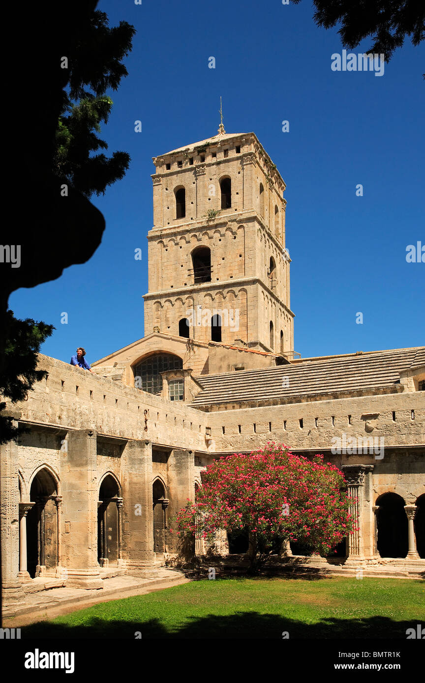 Saint Trophime Cathedral, Arles, France Stock Photo - Alamy