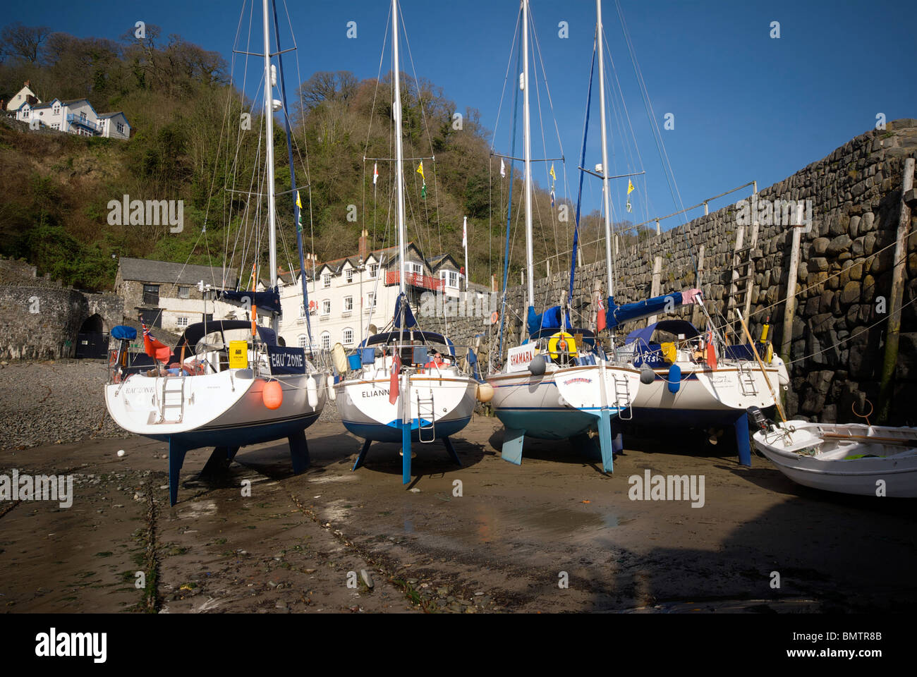 Clovelly Devon UK Harbor Harbour Boats Quay Stock Photo - Alamy