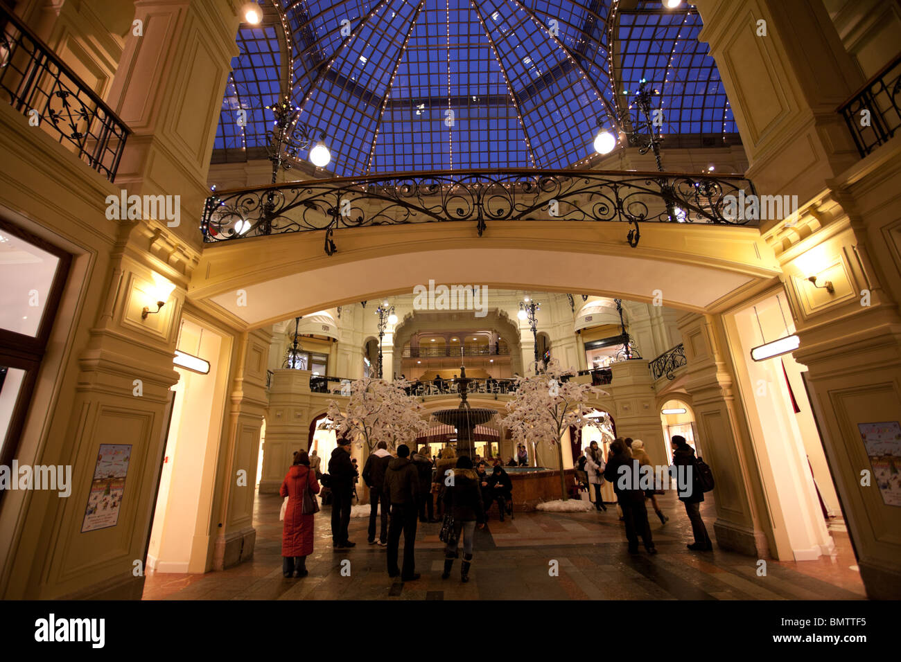 GUM Moscow, historical shopping mall on Red Square Stock Photo - Alamy