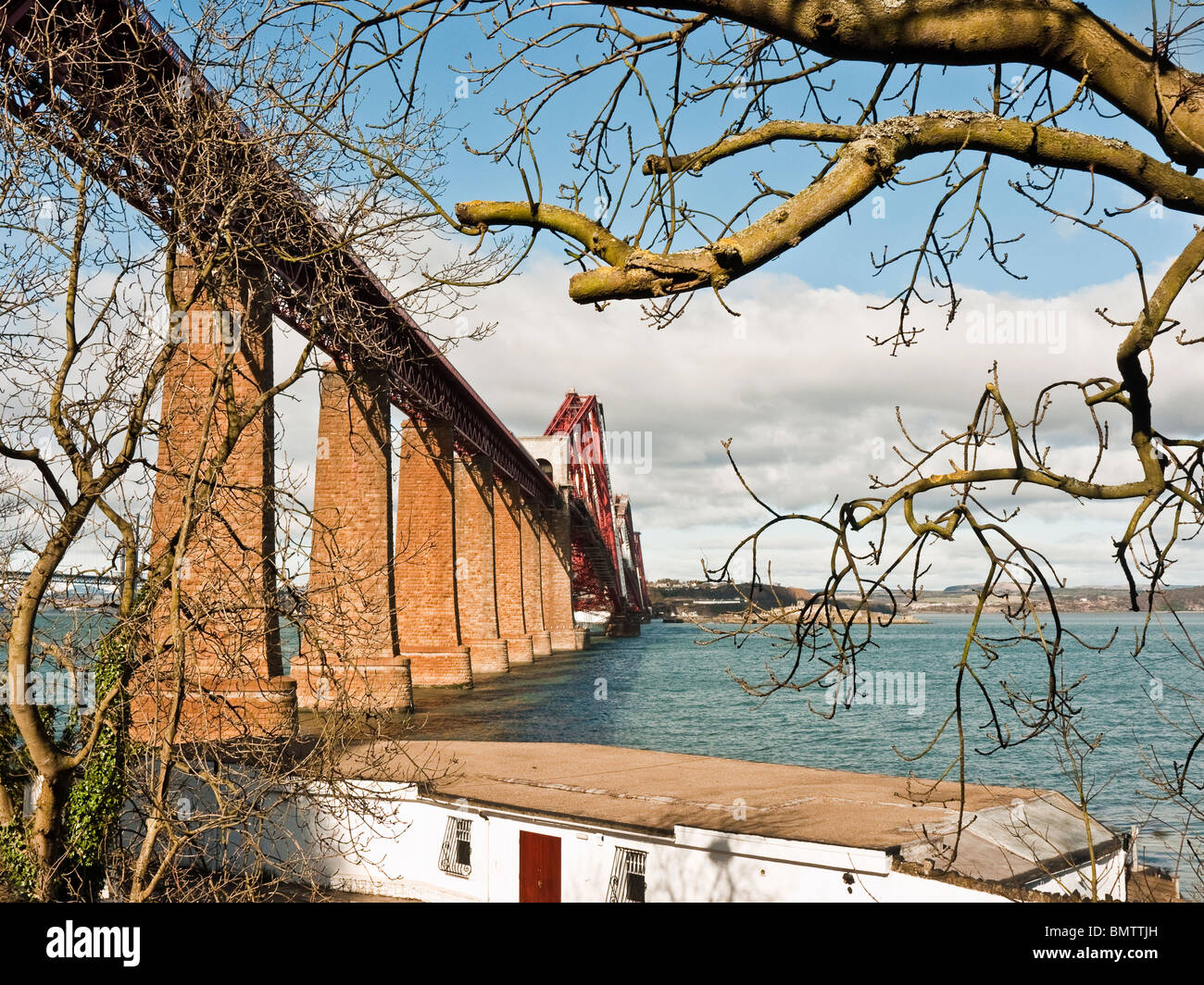 South queensferry edinburgh scotland uk hi-res stock photography and ...