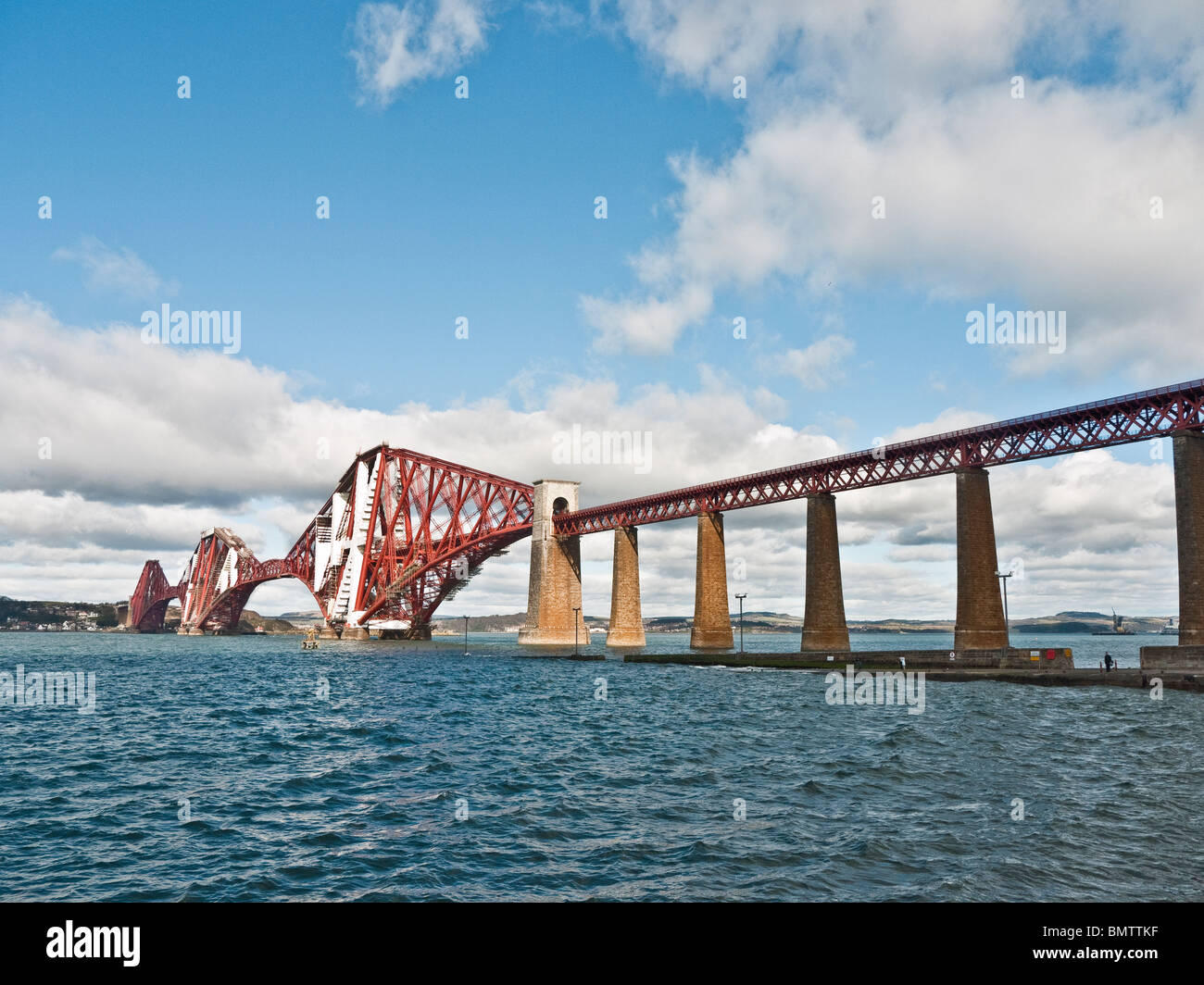 South queensferry edinburgh scotland uk hi-res stock photography and ...