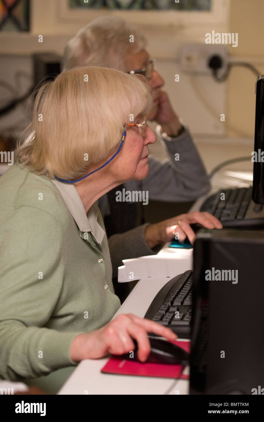 Elderly people surfing internet peckham hi-res stock photography and ...