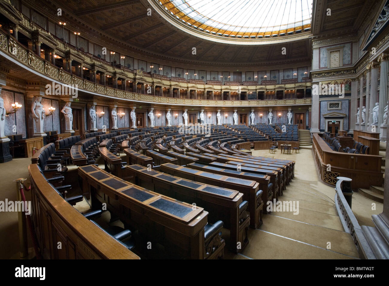 Mural parliament building hi-res stock photography and images - Alamy