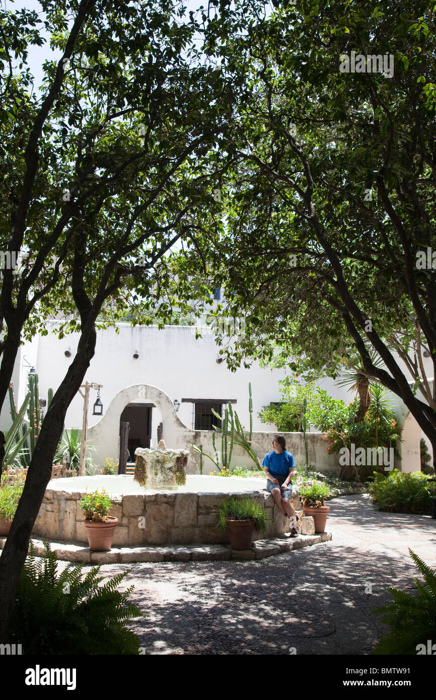 Spanish governor's palace san antonio hi-res stock photography and ...