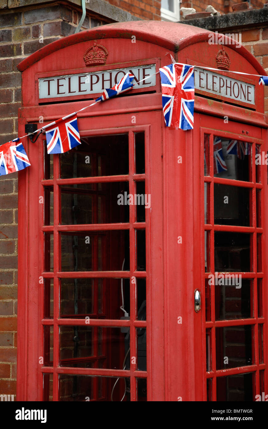 Union jack bunting old hi-res stock photography and images - Alamy