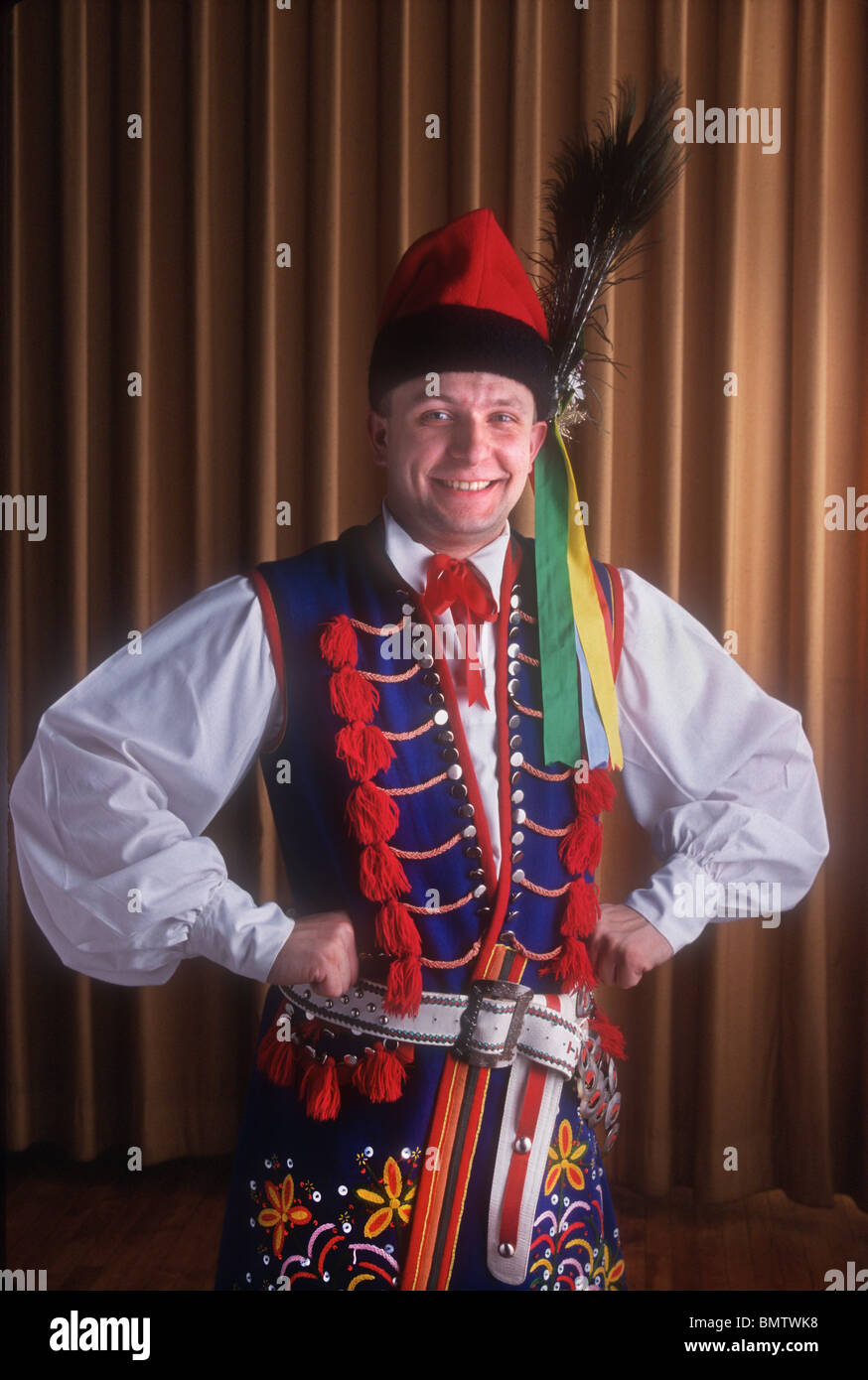 Traditional polish outfits hi-res stock photography and images - Alamy