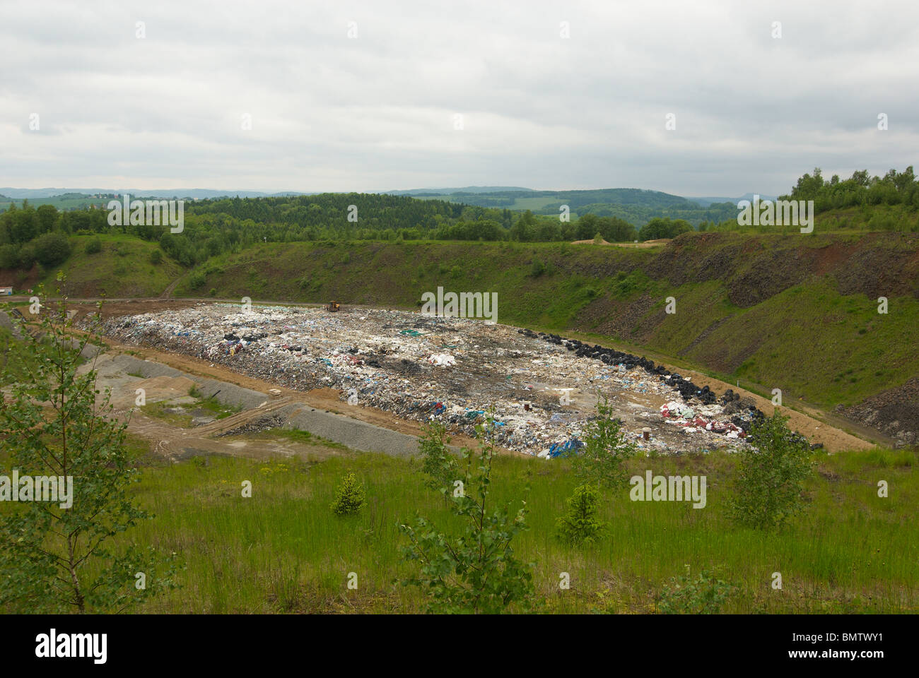 Decaying garbage hi-res stock photography and images - Alamy