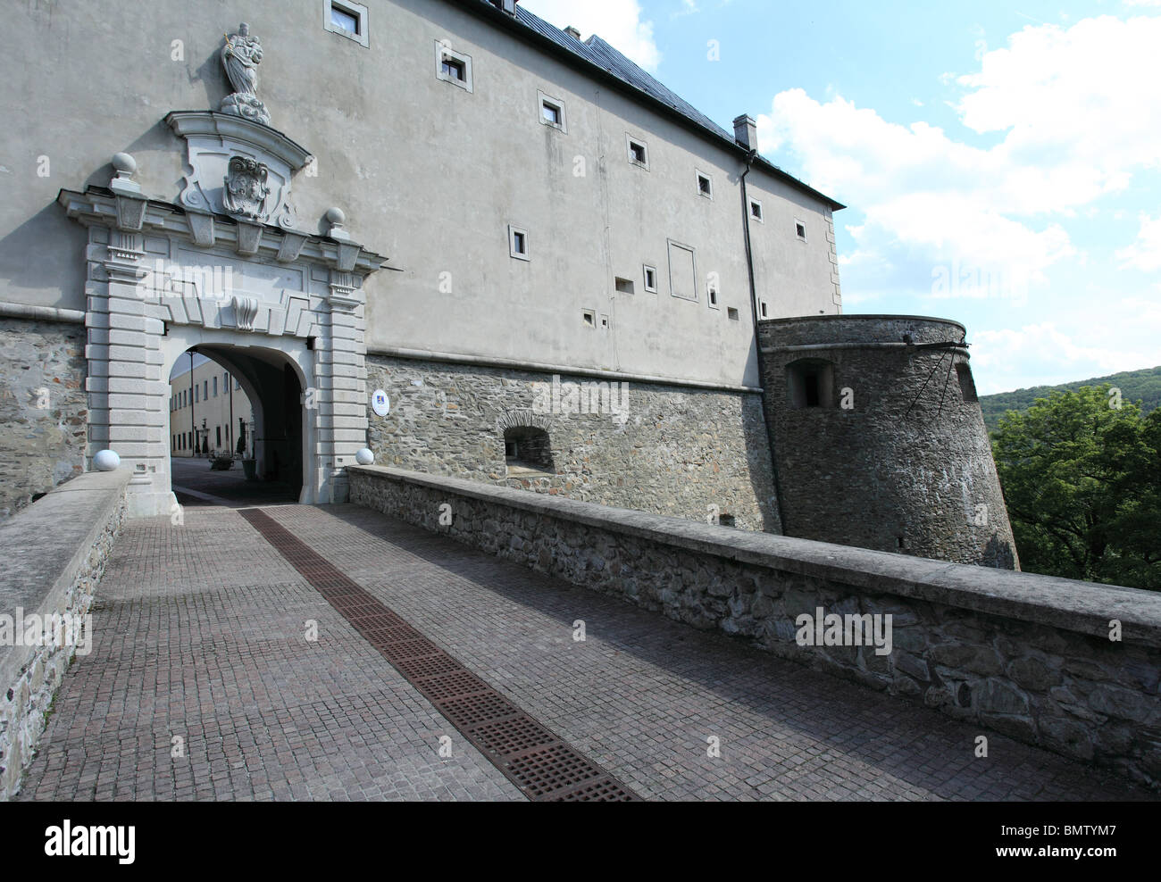 The entrance gate to medieval castle Cerveny Kamen, Slovakia Stock ...