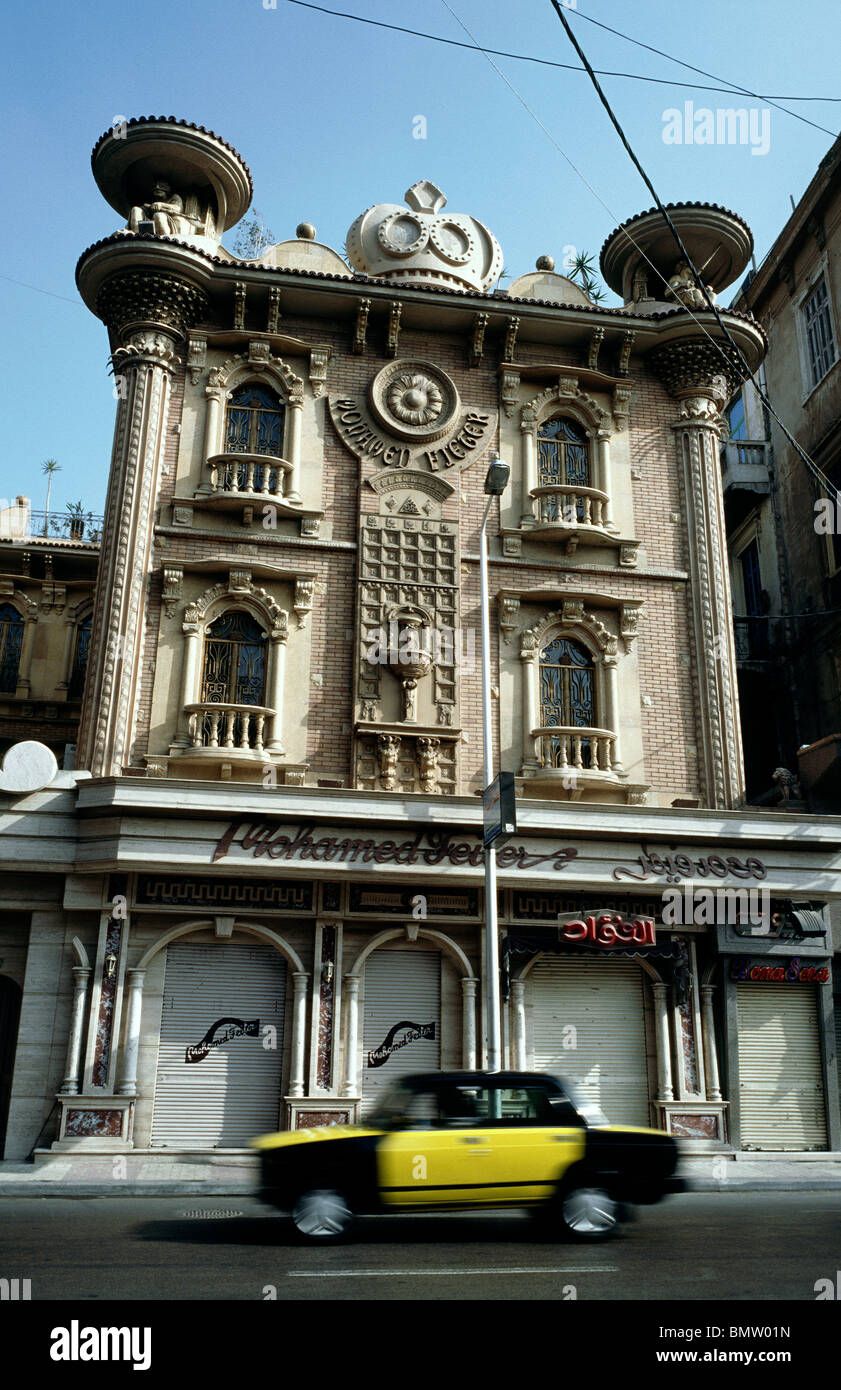 Mohammed Feiter building on Sharia Estanbul in central Alexandria Stock ...