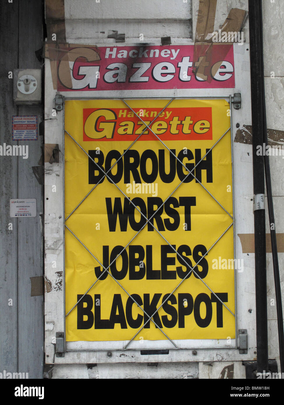 Newspaper placard hi-res stock photography and images - Alamy