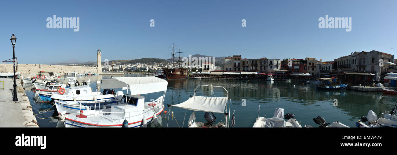 Panoramic view of the Venetian Harbour in Rethymnon, Crete Stock Photo ...