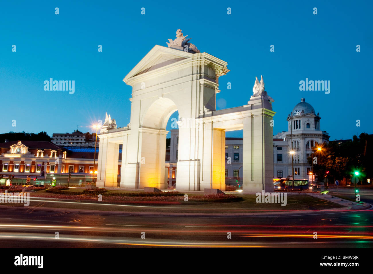 Madrid spain gate gates hi-res stock photography and images - Alamy