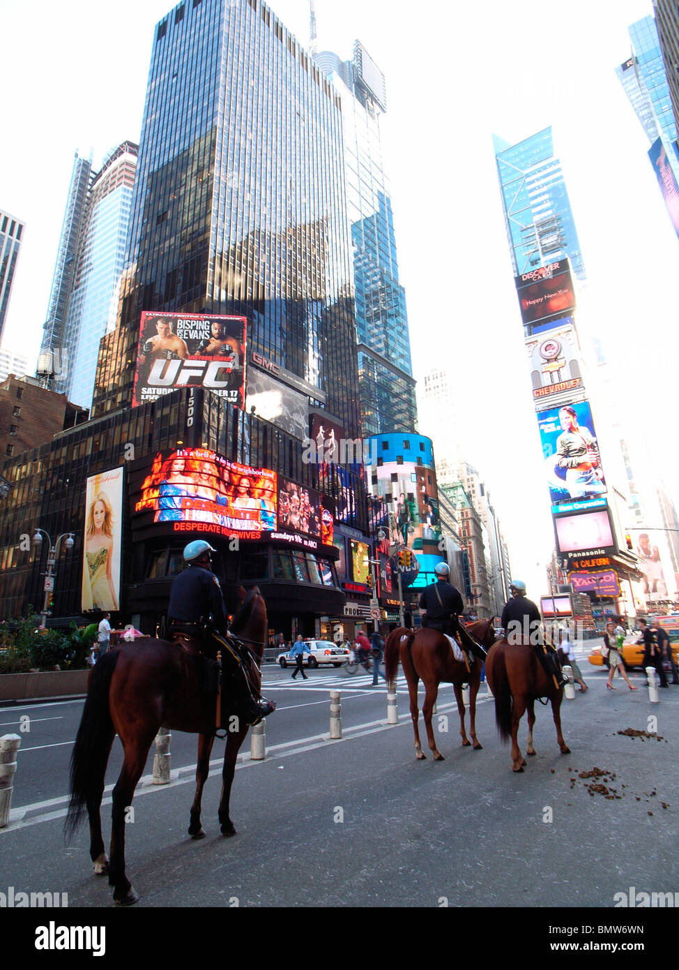Police Horses in Times Square, New York Stock Photo - Alamy