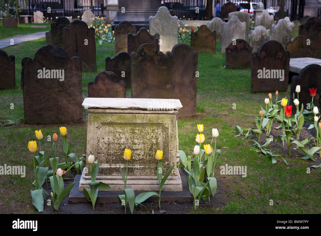 Trinity Church Cemetery, NYC Stock Photo - Alamy Trinity Church Cemetery, NYC Stock Photo - Alamy