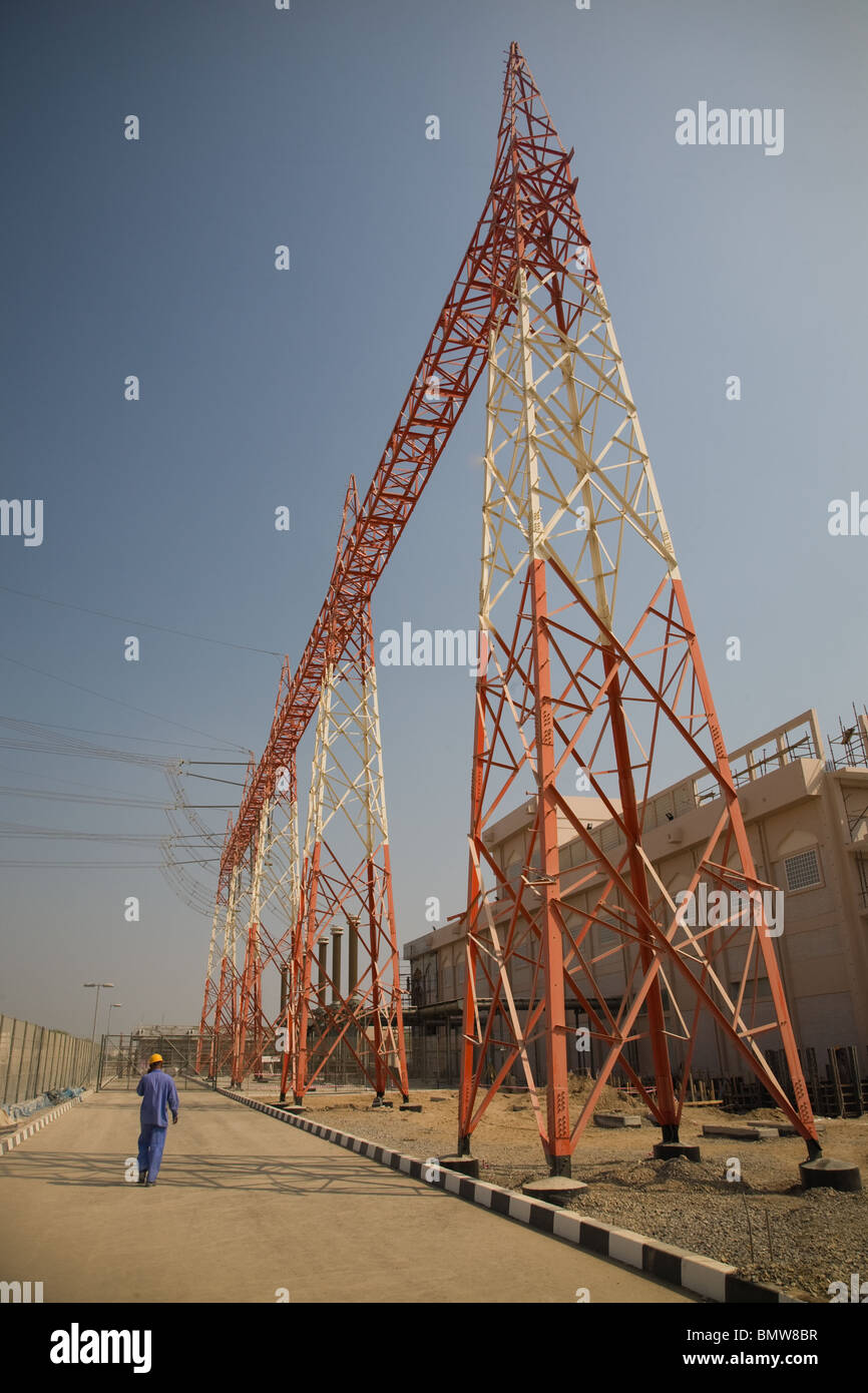 UAE Middle East Power Plant electricity electrical Stock Photo - Alamy