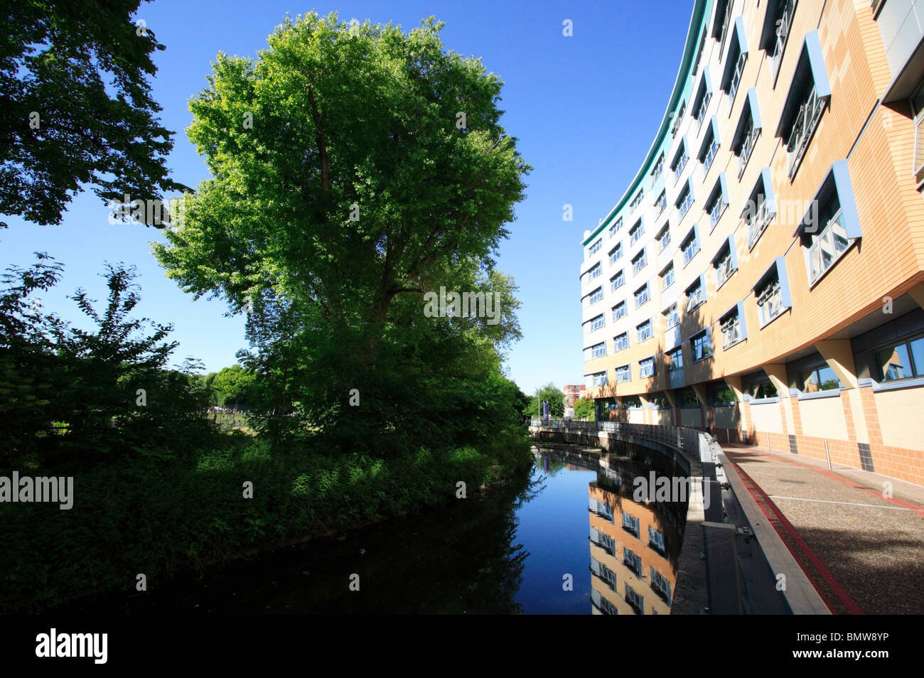 Wide-angle view of the Riverside Building, University Hospital Lewisham ...