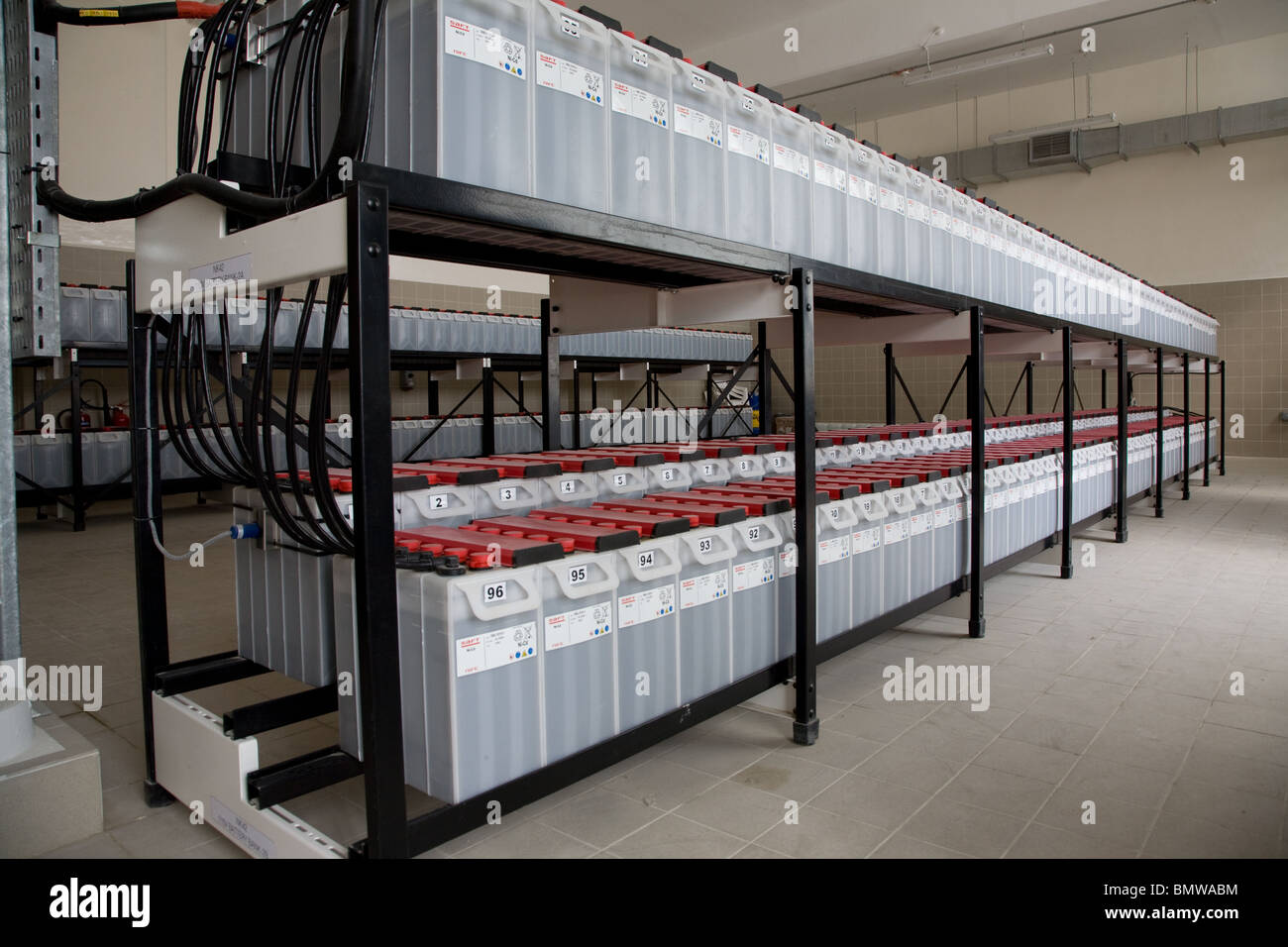 UAE Middle East Power Plant electricity electrical Stock Photo - Alamy