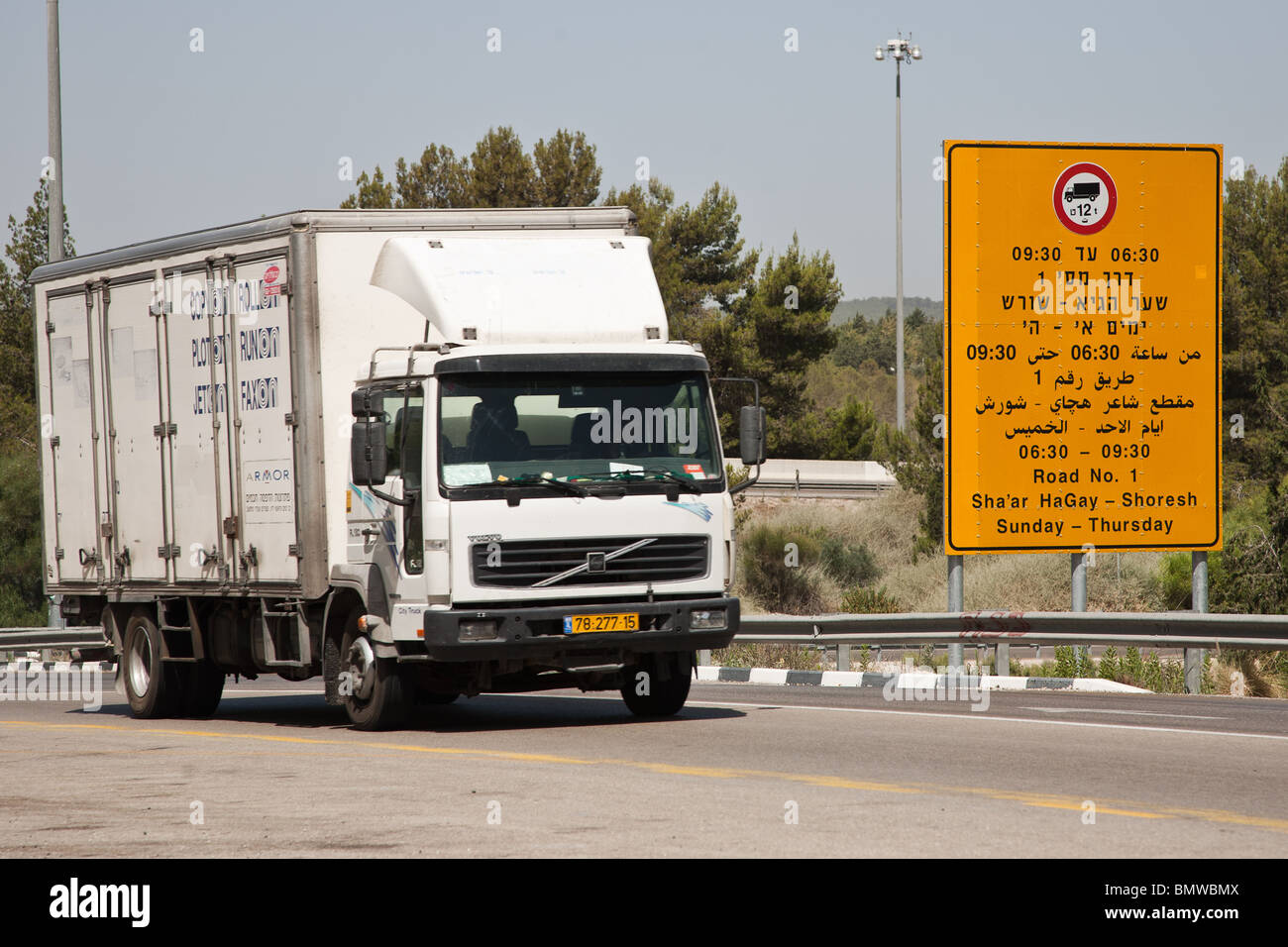 Sign Restriction Lorries High Resolution Stock Photography and Images ...