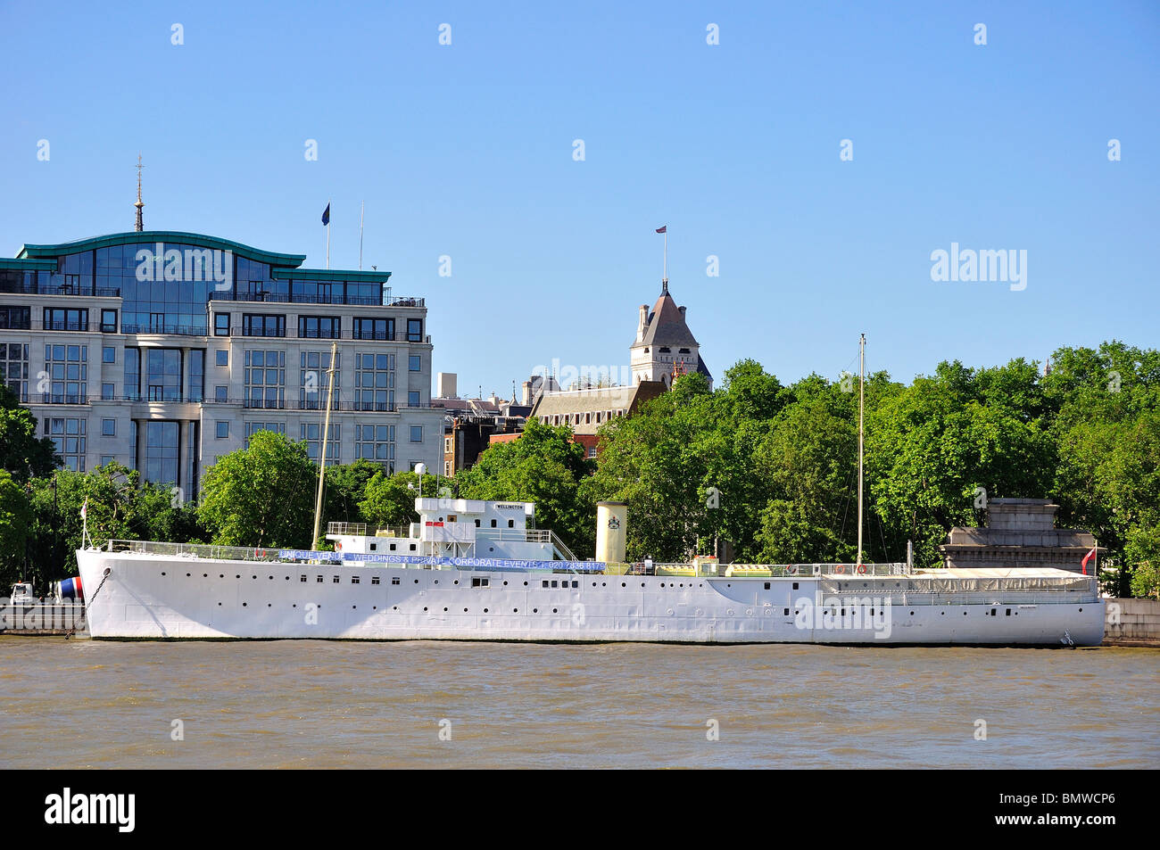Vintage ship hi-res stock photography and images - Alamy