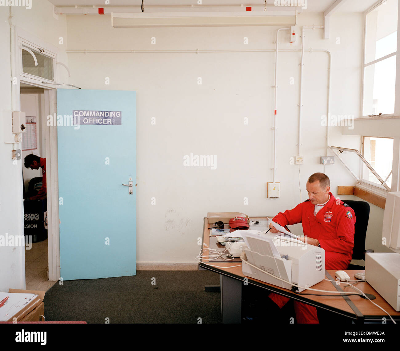 Squadron Leader Spike Jepson, leader of the elite 'Red Arrows', Britain ...